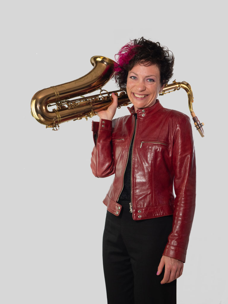 Esther Bennett in conversation with: Hannah Horton – Jazz in Europe